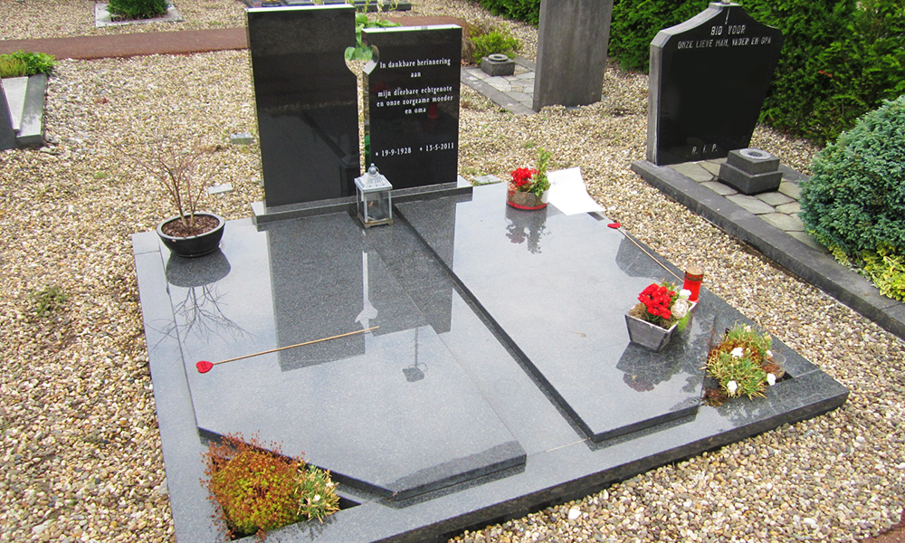 Dubbel- & familiegrafmonument | Ariës Natuursteen BV